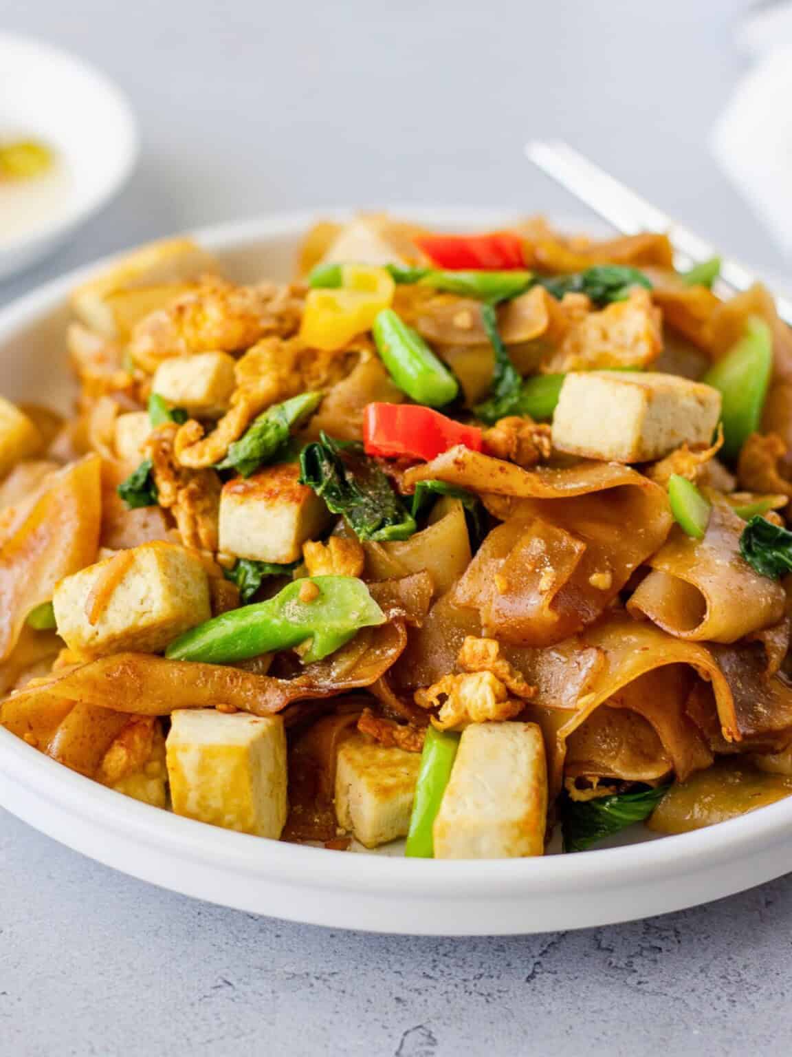 Pad See Ew- Thai Noodles with Soy Sauce